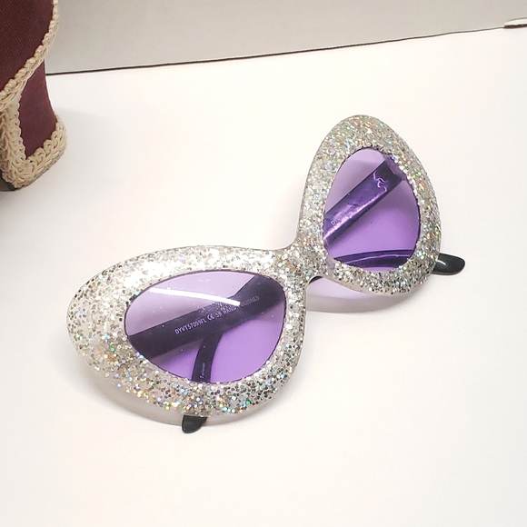 Dyce | Accessories | Vintage Style Silver Glitter Dyce Sunglasses ...